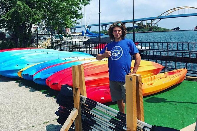 Milwaukee Kayak Rental - A Detailed Look at the Milwaukee Kayak Rental Experience