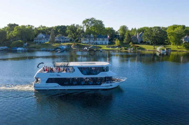 Minneapolis: Lake Minnetonka Boat Cruise with Narration - Setting the Scene: What to Expect on the Lake Minnetonka Cruise