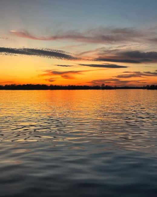 Minneapolis: Lake Minnetonka Boat Cruise with Narration - Authentic Experiences & Review Insights