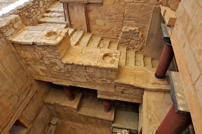 Minoan Crete from 3.000 BC: Knossos Palace & Museum with Wineries from Heraklion - Key Points