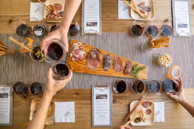 Minoan Path: Knossos Palace, Winery Visit, Lunch at Archanes - Practical Details to Keep in Mind