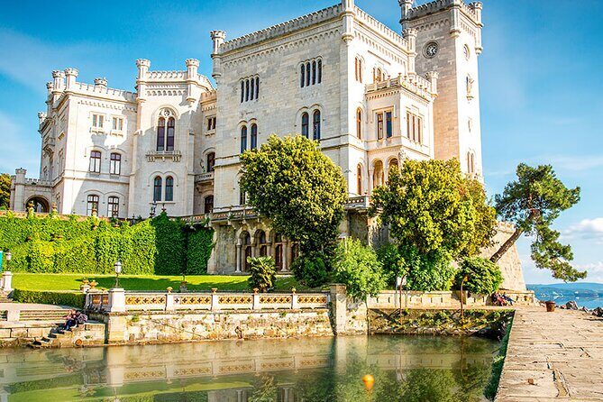 Miramare Castle Entrance Ticket in Trieste - FAQ