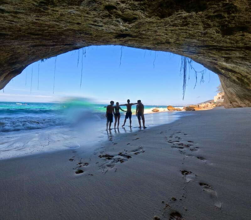 Mismaloya: Snorkeling, Cliff Jumping, and Beach Tour - Key Points