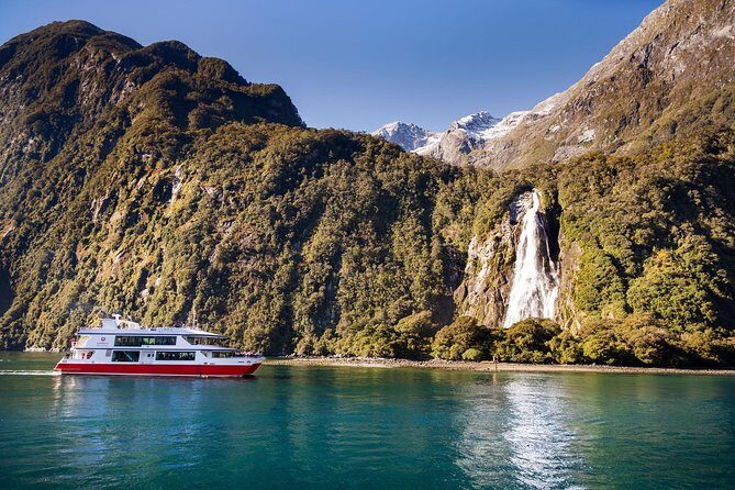 Mitre Peak Helicopter Scenic Flight from Milford Sound - Who Will Love This Experience?
