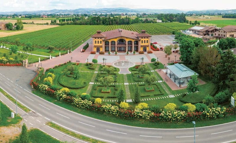 MODENA: BALSAMIC VINEGAR TOUR AND TASTING - Introduction: An Insightful Taste of Modena’s Balsamic Heritage