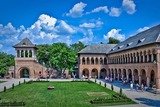 Mogosoaia Palace & Snagov Monastery: Private tour from Bucharest - Who this tour suits best: