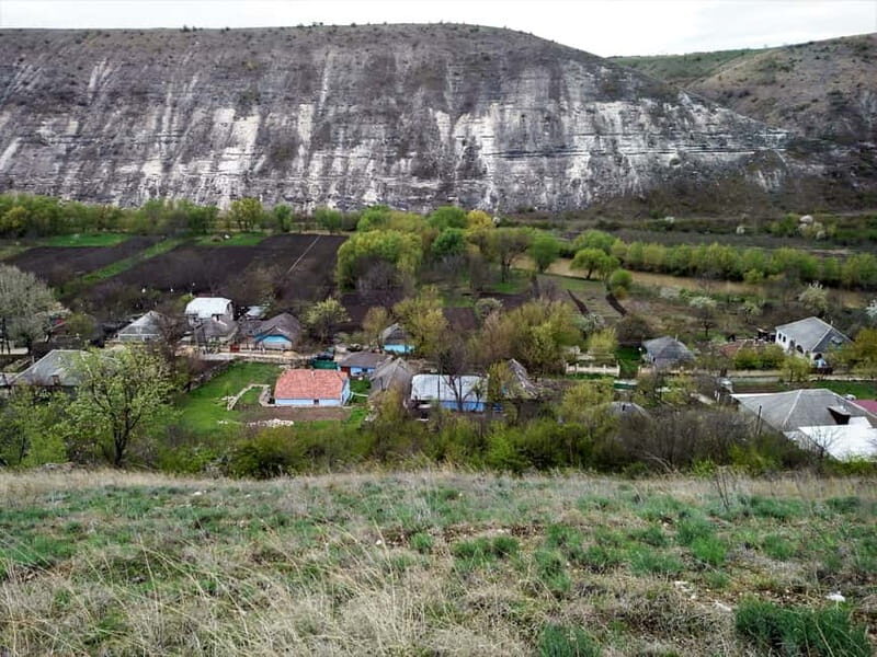 Moldova:Old Orhei Archeological Complex unique cave&Curchi - An In-Depth Look at the Tour Experience