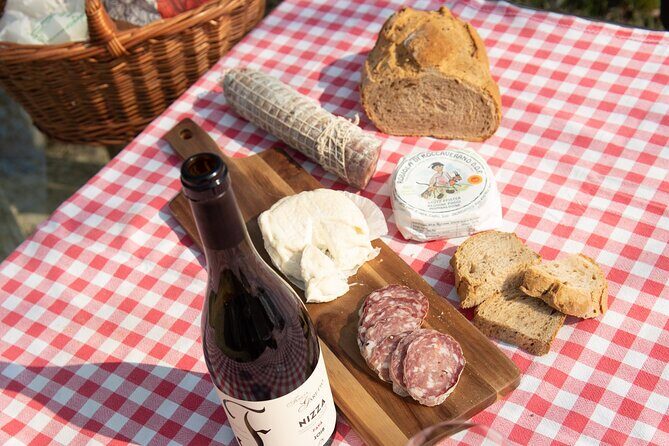 Monferrato (Asti): Wine Tour with light lunch picnic in the vineyards - Practical Details & Tips