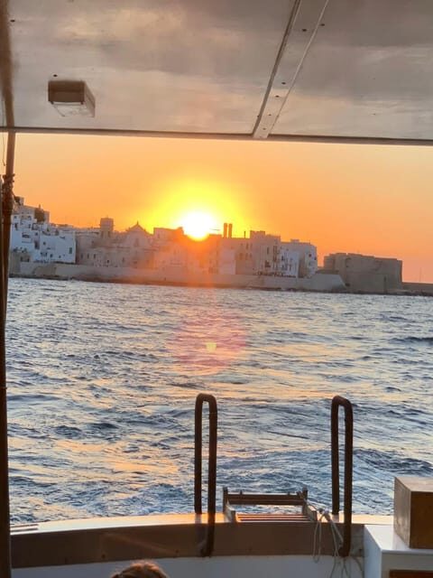 Monopoli: tour in barca a Polignano con soste e aperitivo - A Deep Dive into the Monopoli to Polignano Boat Tour