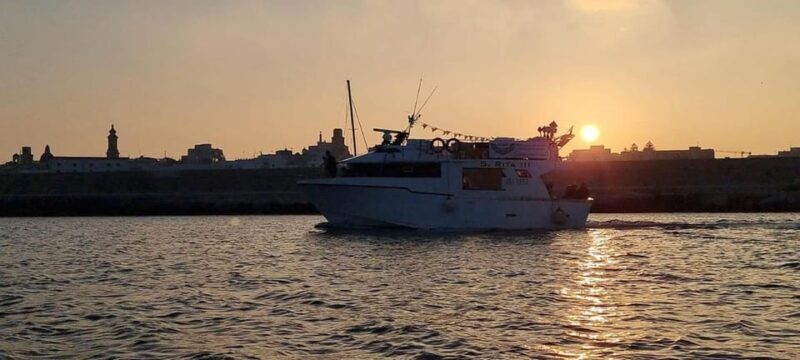 Monopoli: tour in barca a Polignano con soste e aperitivo - Who Will Love This Experience?