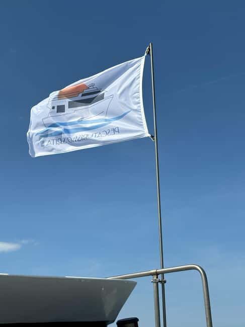 Monopoli: tour in barca a Polignano con soste e aperitivo - The Sum Up