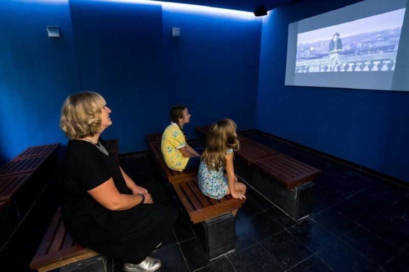 Mons : The Van Gogh House - A Closer Look at the Experience