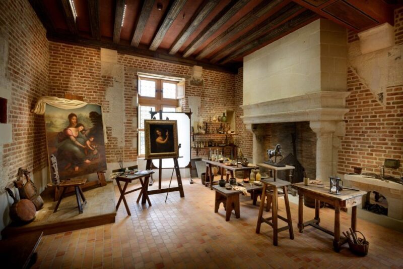 Mont Saint-Michel & Chateaux Country 3-Day Tour from Paris - Transportation and Accommodation