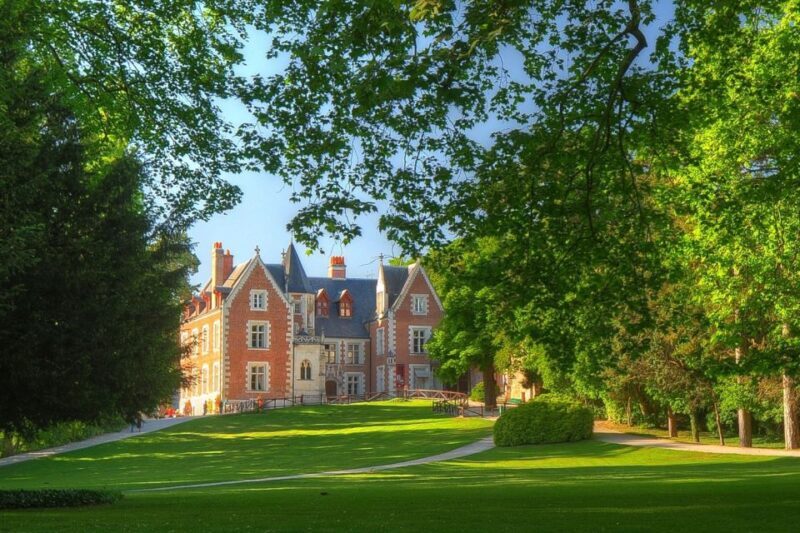 Mont Saint-Michel & Chateaux Country 3-Day Tour from Paris - Pricing and Value