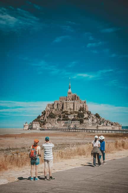 Mont Saint-Michel: Guided tour of the village and optional abbey entrance - The Itinerary in Detail