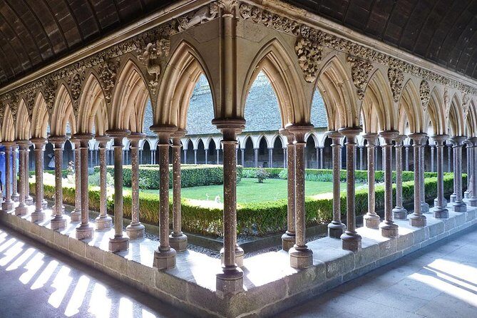 Mont Saint-Michel Small-Group Tour from Paris with Abbey Ticket - Key Points