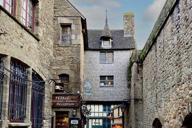 Mont Saint-Michel with Calvados Tasting Private Tour from Paris - The Private Transportation