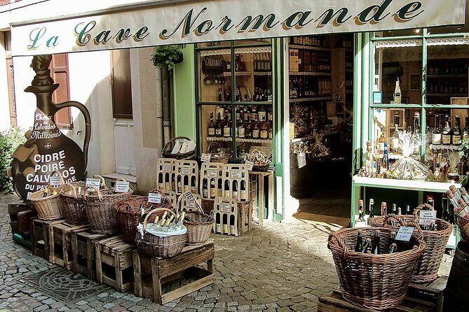 Mont Saint-Michel with Calvados Tasting Private Tour from Paris - The Guided or Audio Tour of Mont Saint-Michel