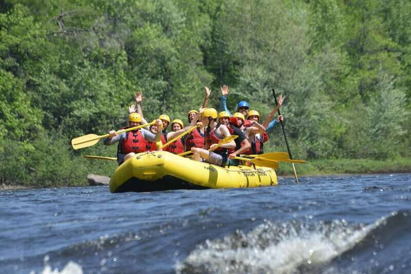 Mont-Tremblant: Half-Day White Water Rafting - Quick overview