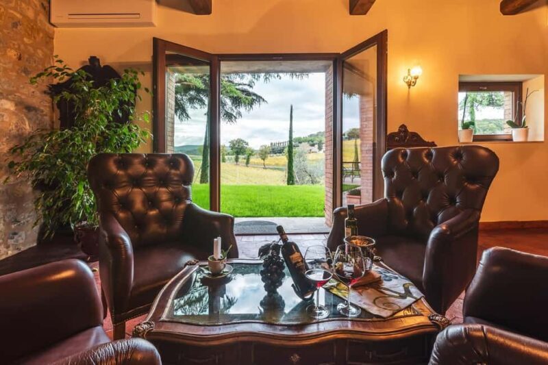 Montalcino: Premium Wine Tasting with light-lunch and Tour - What to Expect from the Experience