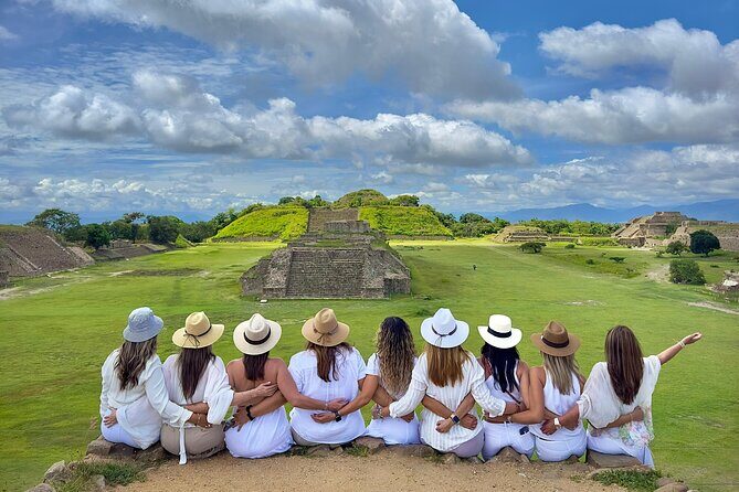 Monte Alban Chesillo and handicrafts alebrijes and black mud - Exploring the Full Day of Oaxaca: What to Expect