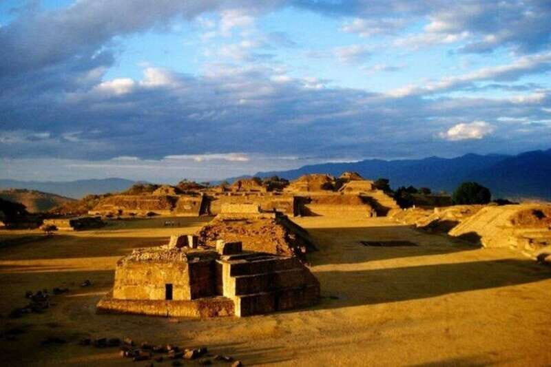 Monte Alban Walking Tour - An Overview of the Monte Albán Experience