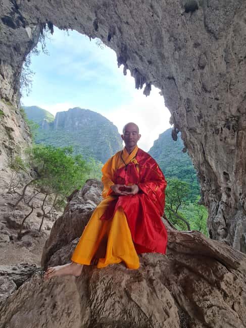 Monterrey: Enjoy a refreshing water crossing Cerro Agujerado - The value of this experience