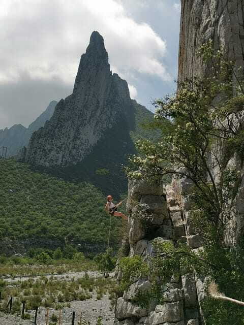 Monterrey: Rappelling class in La Huasteca Park - FAQ