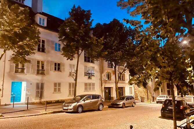 Montmarte Confidential - An Authentic Night Out in Montmartre