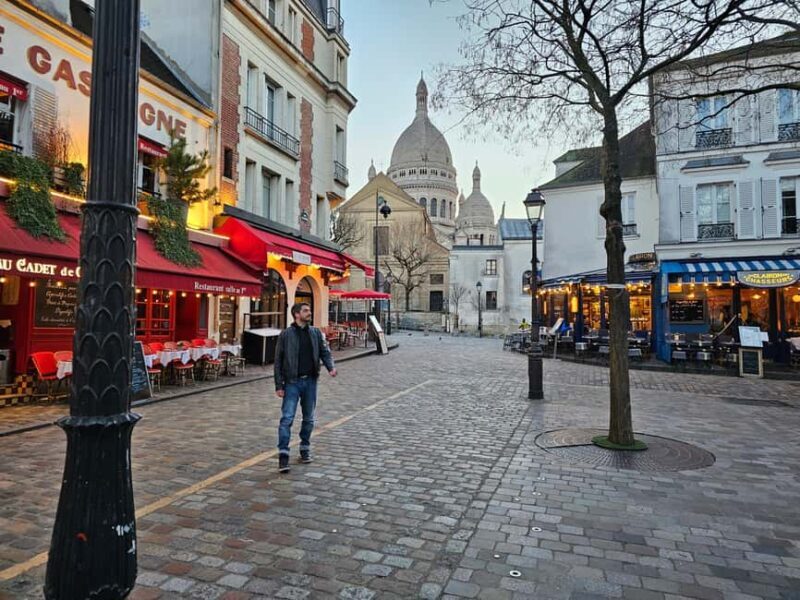 Montmartre Before the Crowds: Walk Tour & Breakfast - Practical Details: What to Expect