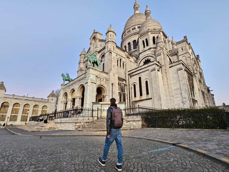 Montmartre Before the Crowds: Walk Tour & Breakfast - What Reviewers Say