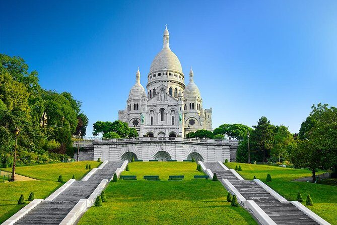 Montmartre District Walking Tour in Paris - An In-Depth Look at the Montmartre Walking Tour