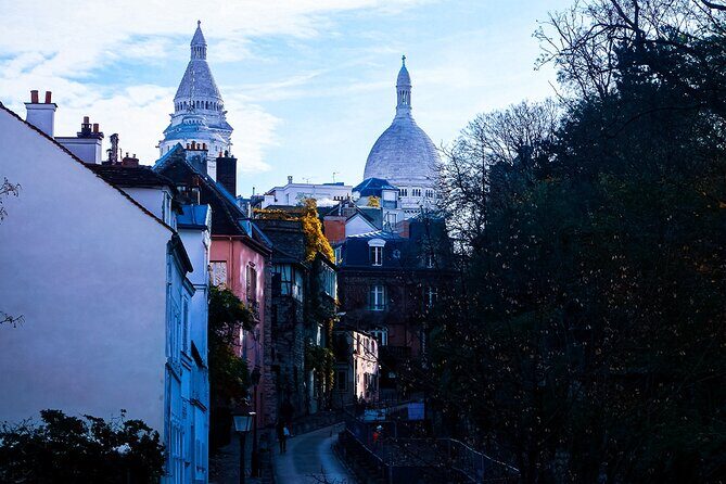 Montmartre Marvels Small Group Guided Stroll in Bohemian Paris - Analyzing the Price and Value