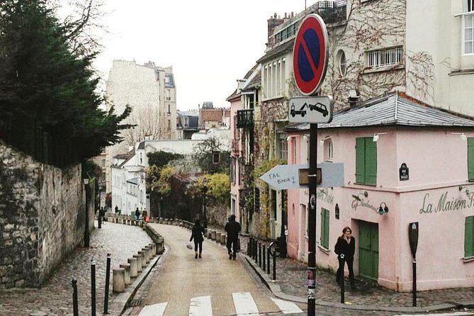 Montmartre & Sacré Coeur Private Historical 2-Hour Walking Tour in Paris - Key Points