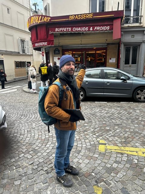 Montmartre Walking Tour: A Journey Through Art and History - The Montmartre Vineyard and Museum