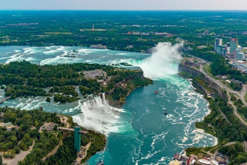 Montreal: 3-Day Toronto, Niagara Falls, Thousand Islands - Key Points