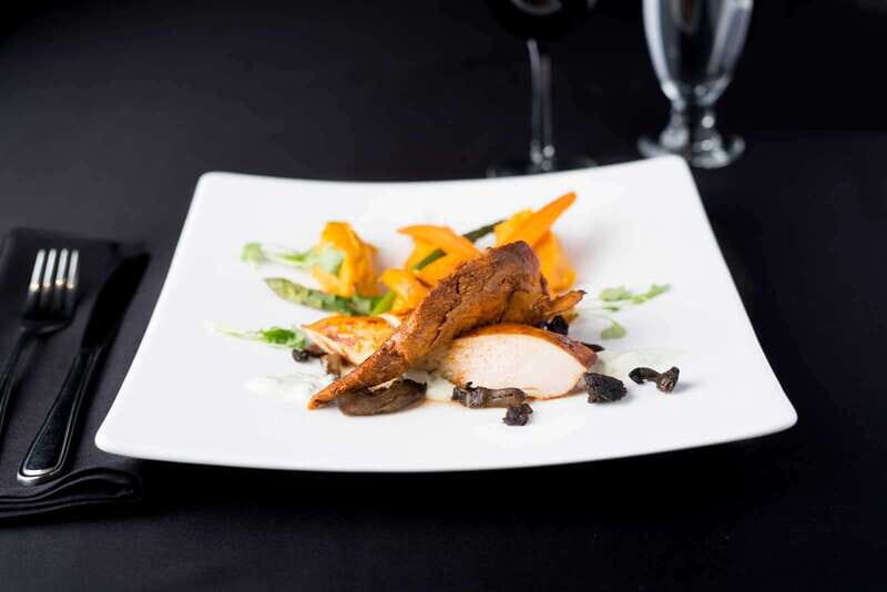 Montréal: 3 or 5-Course Dinner Cruise with DJ & Dancing - FAQ