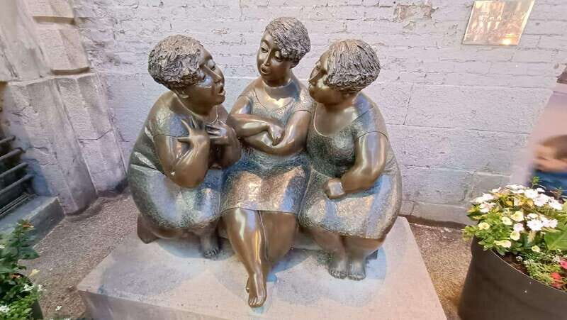 Montreal: Old Montreal at Twilight Walking Tour - Final Words