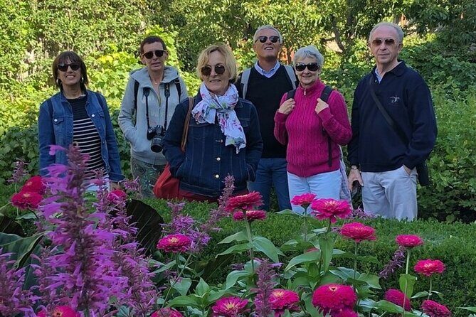 Montreal Old Montreal Walking Tour With A Guide - Key Points