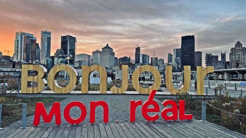 Montreal Private Walking Tour 2h Plus Video Experience 360° - What’s Included and What’s Not