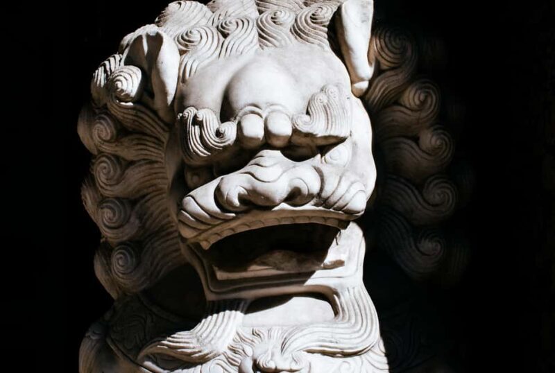 Montreal: Red-Light District and Chinatown Tour - An In-Depth Look at the Montreal Red-Light District and Chinatown Tour