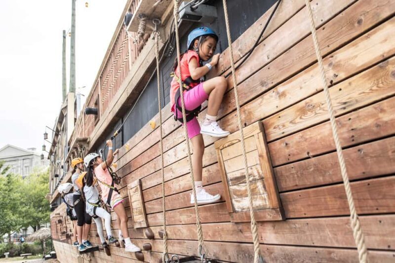 Montreal: Voiles En Voiles Aerial Park Admission Ticket - FAQs