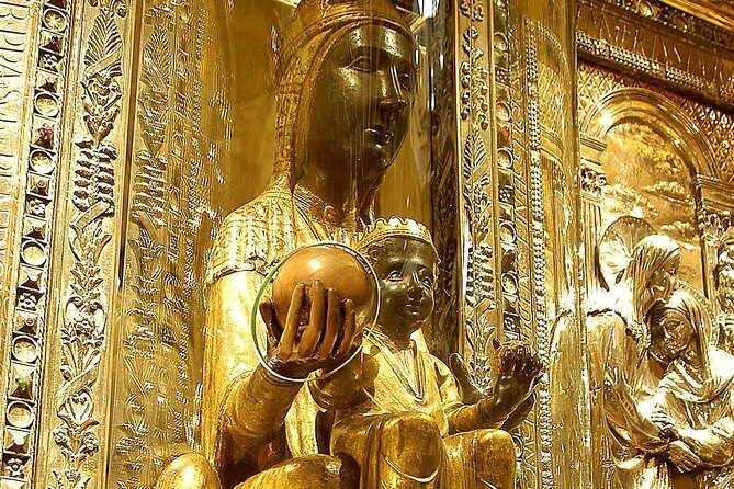 Montserrat 7-hour Private Tour from Barcelona with Lunch - Introduction to the Montserrat Private Tour