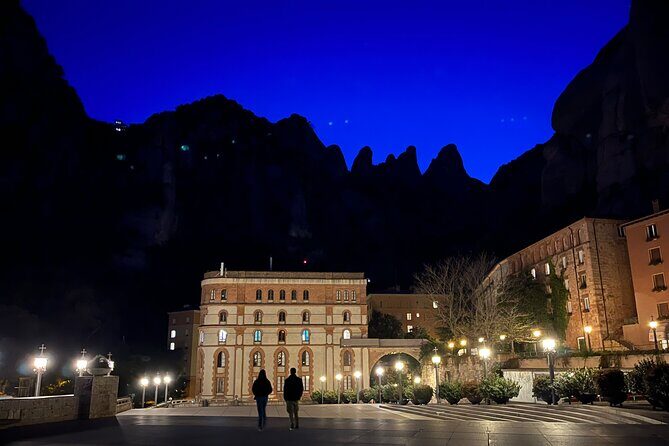Montserrat Afternoon tour, easy hike and boys choir singing - The Itinerary in Detail