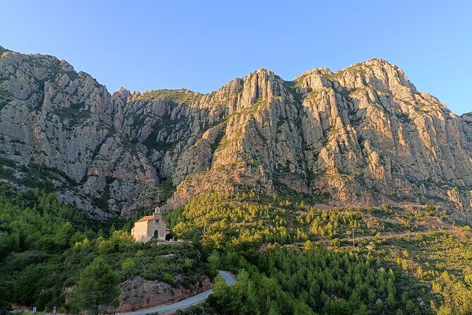 Montserrat & beyond private from Barcelona with different options - FAQ