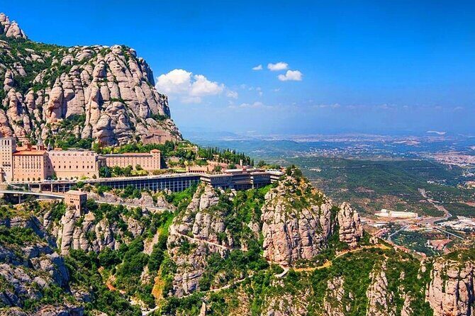 Montserrat Day Trip from Barcelona with Cogwheel Train - Discovering Montserrat: A Practical Review of the Day Trip from Barcelona