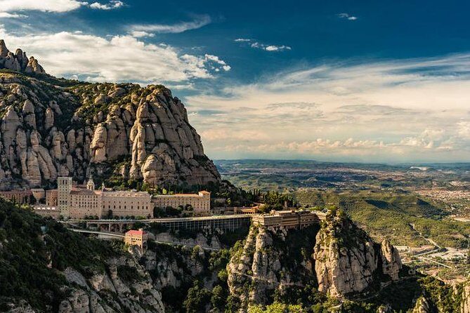 Montserrat Private Tour w/ Official Guide + Hotel or Port pick up - Exploring the Montserrat Private Tour
