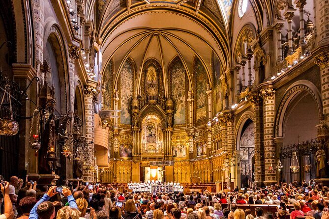 Montserrat Tour with Cogwheel Train, Monastery & Black Madonna - Additional Highlights and Logistics