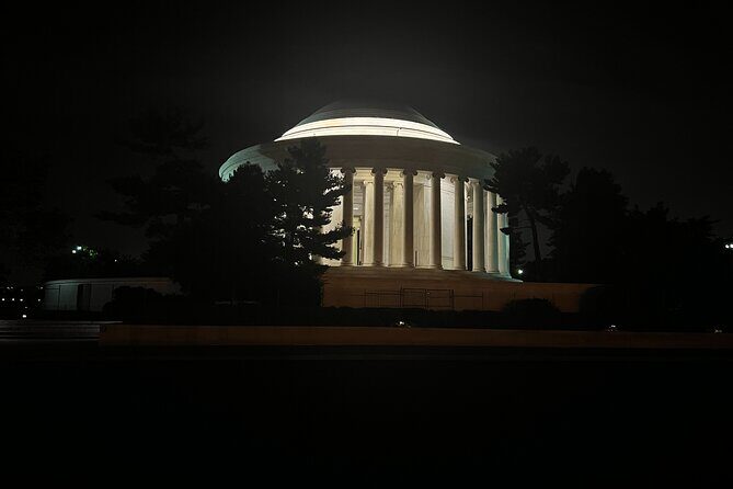 Monumental Moonlight Private Tour of Washington DC - The Sum Up