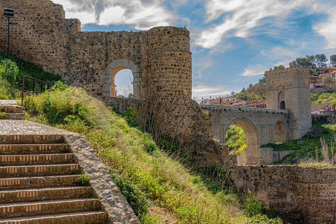 Monumental Toledo! Guided tour from Madrid with the Cathedral - Price and Value: Is It Worth It?